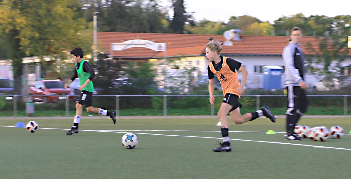 Bolzplatz-Geist fördern für mehr Spielwitz