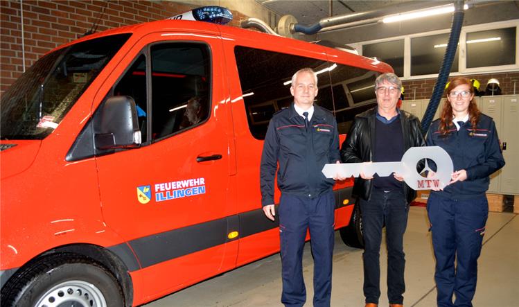 Neues Fahrzeug transportiert das Wichtigste der Wehr